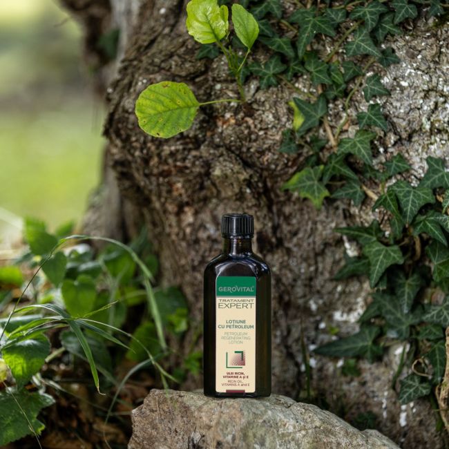 Regenerating Lotion with Petroleum | Gerovital Tratament Expert