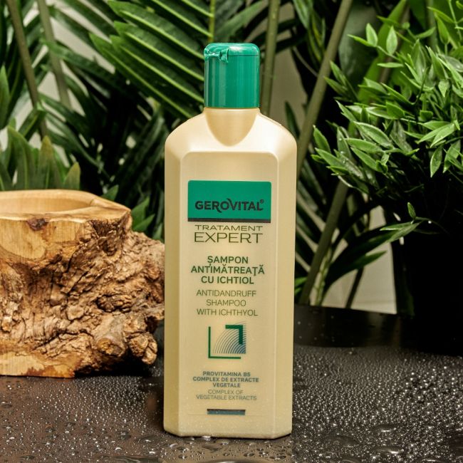 Anti-Dandruff Shampoo with Ichthyol | Gerovital Tratament Expert